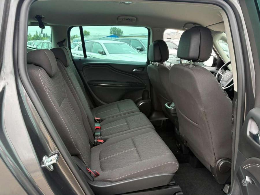Серый Опель Zafira Tourer 2012 в Таураге, объемом двигателя 1.36 л и пробегом 144 тыс. км за 5700 €, фото 17 на AUTOMOTO.COM.LV