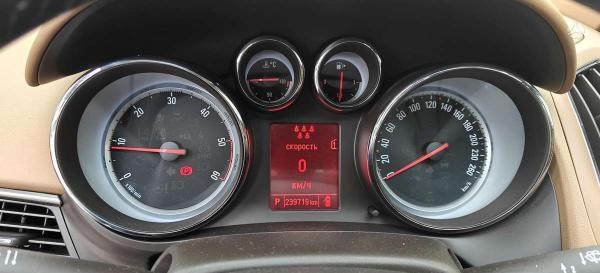 Pelēks Opel Zafira Tourer 2012 Kretinga, ar dzinēja tilpumu 1.96 L un nobraukumu 240 tūkst. km par 4700 €, foto 6 vietnē AUTOMOTO.COM.LV