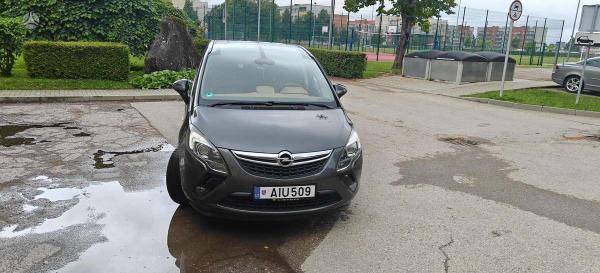 Pelēks Opel Zafira Tourer 2012 Kretinga, ar dzinēja tilpumu 1.96 L un nobraukumu 240 tūkst. km par 4700 €, foto 8 vietnē AUTOMOTO.COM.LV