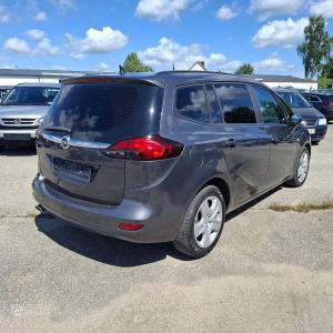 Серый Опель Zafira Tourer 2012 в Утена, объемом двигателя 1.96 л и пробегом 283 тыс. км за 4300 €, фото 5 на AUTOMOTO.COM.LV