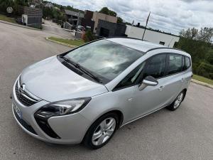 Grey Opel Zafira Tourer 2012 in Taurage, with an engine capacity of 1.36 L and mileage of 144 thousand km for 4700 €, photo 3 on AUTOMOTO.COM.LV