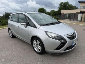 Grey Opel Zafira Tourer 2012 in Taurage, with an engine capacity of 1.36 L and mileage of 144 thousand km for 4700 €, photo 10 on AUTOMOTO.COM.LV