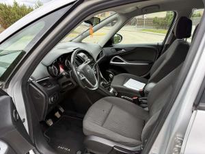 Grey Opel Zafira Tourer 2012 in Taurage, with an engine capacity of 1.36 L and mileage of 144 thousand km for 4700 €, photo 11 on AUTOMOTO.COM.LV