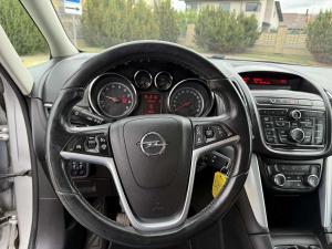 Grey Opel Zafira Tourer 2012 in Taurage, with an engine capacity of 1.36 L and mileage of 144 thousand km for 4700 €, photo 14 on AUTOMOTO.COM.LV