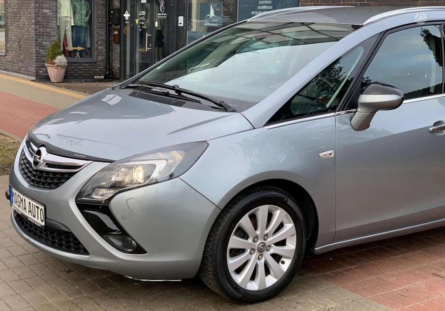 Pelēks Opel Zafira Tourer 2012 Marijampole, ar dzinēja tilpumu 1.96 L un nobraukumu 258 tūkst. km par 5250 €, foto 8 vietnē AUTOMOTO.COM.LV
