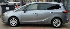 Pelēks Opel Zafira Tourer 2012 Marijampole, ar dzinēja tilpumu 1.96 L un nobraukumu 258 tūkst. km par 5250 €, foto 11 vietnē AUTOMOTO.COM.LV