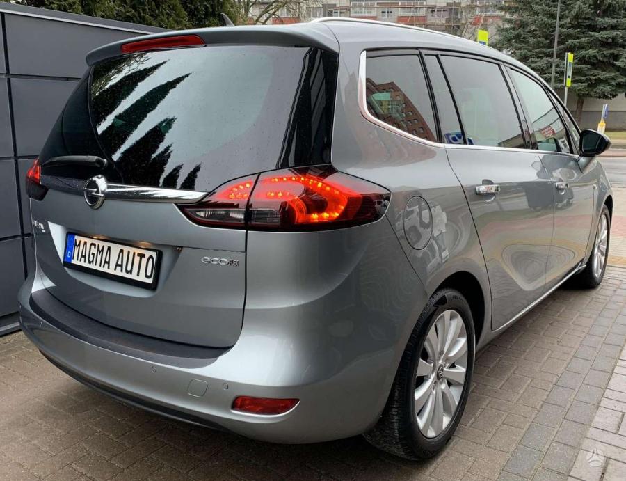 Pelēks Opel Zafira Tourer 2012 Marijampole, ar dzinēja tilpumu 1.96 L un nobraukumu 258 tūkst. km par 5250 €, foto 12 vietnē AUTOMOTO.COM.LV