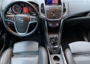 Pelēks Opel Zafira Tourer 2012 Marijampole, ar dzinēja tilpumu 1.96 L un nobraukumu 258 tūkst. km par 5250 €, foto 23 vietnē AUTOMOTO.COM.LV