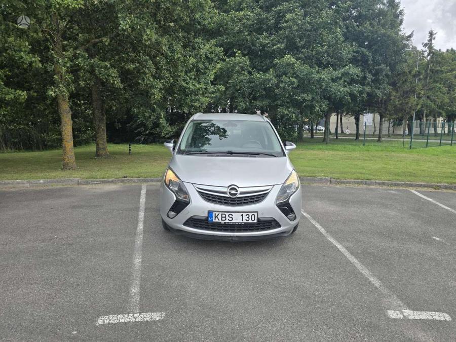 Серый Опель Zafira Tourer 2012 в Клайпеда, объемом двигателя 1.96 л и пробегом 326 тыс. км за 3800 €, фото 3 на AUTOMOTO.COM.LV