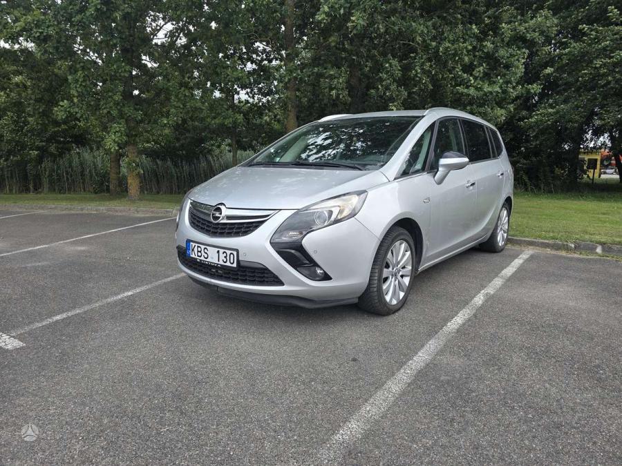 Серый Опель Zafira Tourer 2012 в Клайпеда, объемом двигателя 1.96 л и пробегом 326 тыс. км за 3800 €, фото 4 на AUTOMOTO.COM.LV