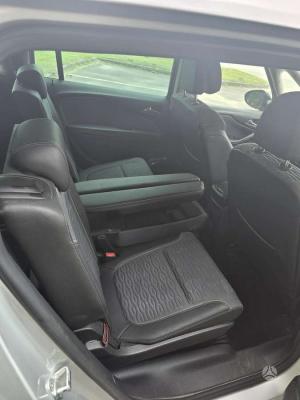 Серый Опель Zafira Tourer 2012 в Клайпеда, объемом двигателя 1.96 л и пробегом 326 тыс. км за 3800 €, фото 11 на AUTOMOTO.COM.LV