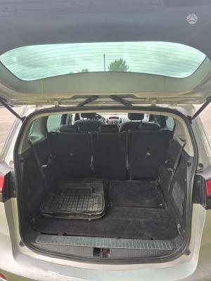 Серый Опель Zafira Tourer 2012 в Клайпеда, объемом двигателя 1.96 л и пробегом 326 тыс. км за 3800 €, фото 13 на AUTOMOTO.COM.LV