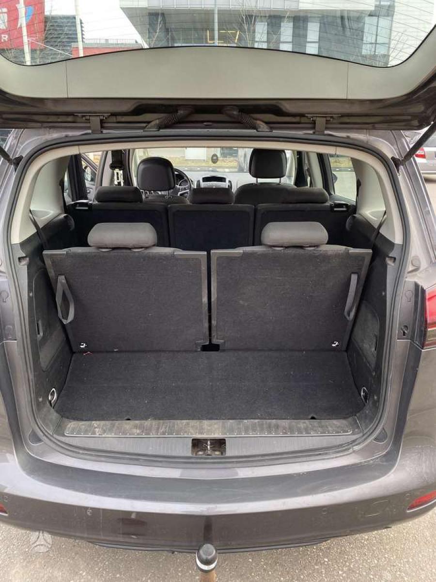 Серый Опель Zafira Tourer 2012 в Вильнюс, объемом двигателя 0.00 л и пробегом 276 тыс. км за 4200 €, фото 9 на AUTOMOTO.COM.LV