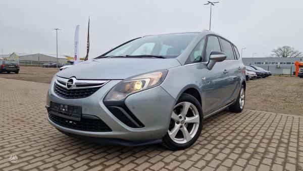 Pelēks Opel Zafira Tourer 2013 Marijampole, ar dzinēja tilpumu 1.96 L un nobraukumu 254 tūkst. km par 4990 €, foto 2 vietnē AUTOMOTO.COM.LV