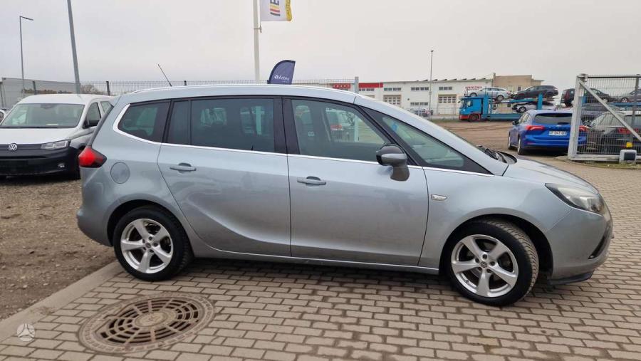 Серый Опель Zafira Tourer 2013 в Мариямполе, объемом двигателя 1.96 л и пробегом 254 тыс. км за 4990 €, фото 6 на AUTOMOTO.COM.LV