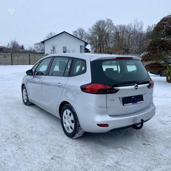 Grey Opel Zafira Tourer 2013 in Marijampole, with an engine capacity of 1.60 L and mileage of 139 thousand km for 5200 €, photo 2 on AUTOMOTO.COM.LV