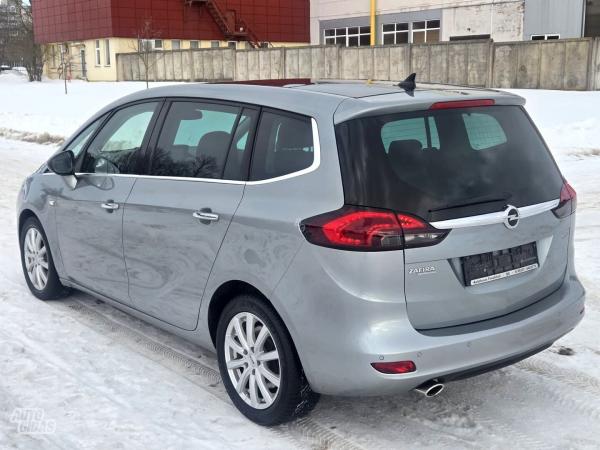 Pelēks Opel Zafira Tourer 2013 Viļņa, ar dzinēja tilpumu 2.00 L un nobraukumu 200 tūkst. km par 5650 €, foto 6 vietnē AUTOMOTO.COM.LV