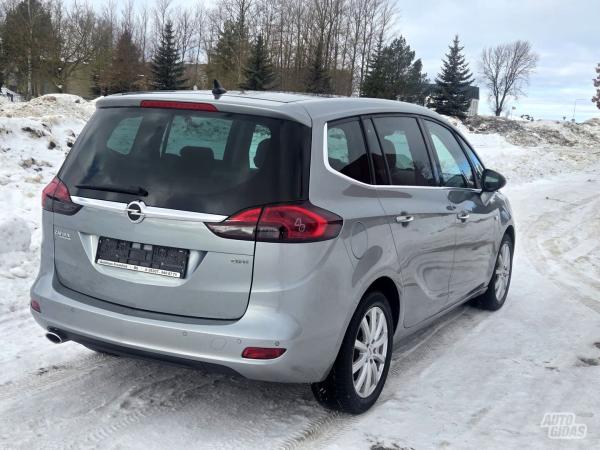 Pelēks Opel Zafira Tourer 2013 Viļņa, ar dzinēja tilpumu 2.00 L un nobraukumu 200 tūkst. km par 5650 €, foto 8 vietnē AUTOMOTO.COM.LV