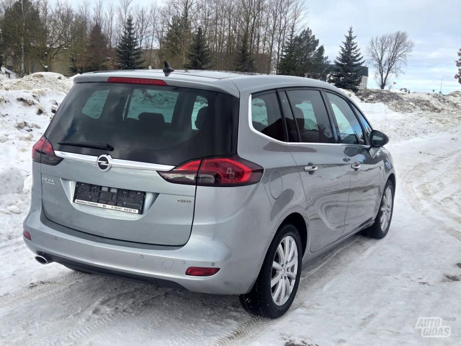 Pelēks Opel Zafira Tourer 2013 Viļņa, ar dzinēja tilpumu 2.00 L un nobraukumu 200 tūkst. km par 5950 €, foto 8 vietnē AUTOMOTO.COM.LV