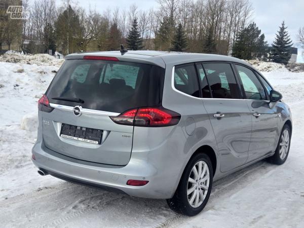 Pelēks Opel Zafira Tourer 2013 Viļņa, ar dzinēja tilpumu 2.00 L un nobraukumu 200 tūkst. km par 5650 €, foto 9 vietnē AUTOMOTO.COM.LV