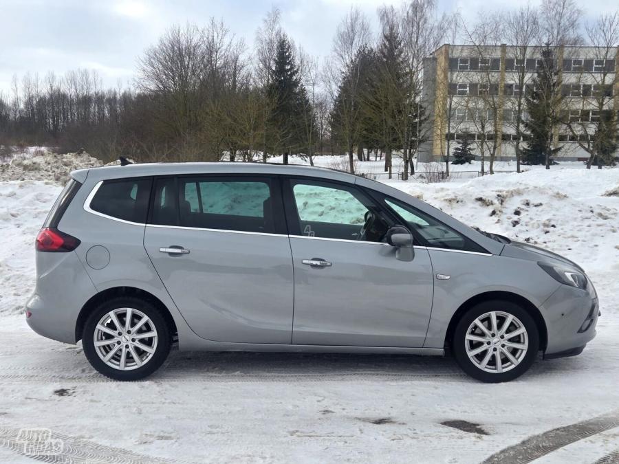 Pelēks Opel Zafira Tourer 2013 Viļņa, ar dzinēja tilpumu 2.00 L un nobraukumu 200 tūkst. km par 5950 €, foto 10 vietnē AUTOMOTO.COM.LV