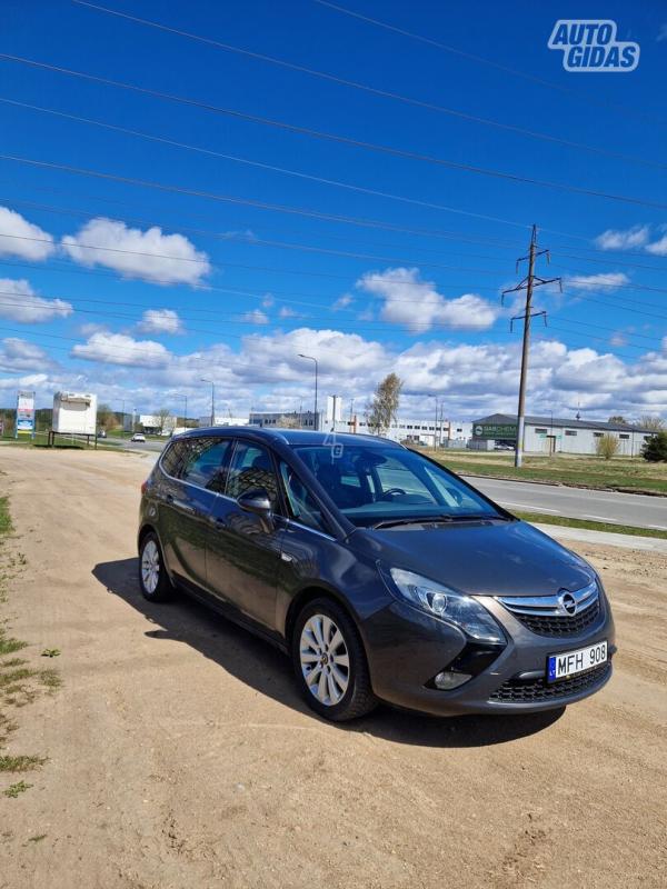 Pelēks Opel Zafira Tourer 2013 Viļņa, ar dzinēja tilpumu 1.60 L un nobraukumu 320 tūkst. km par 4800 €, foto 2 vietnē AUTOMOTO.COM.LV
