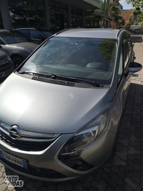 Pelēks Opel Zafira Tourer 2013 Utena, ar dzinēja tilpumu 1.60 L un nobraukumu 260 tūkst. km par 4200 €, foto 3 vietnē AUTOMOTO.COM.LV
