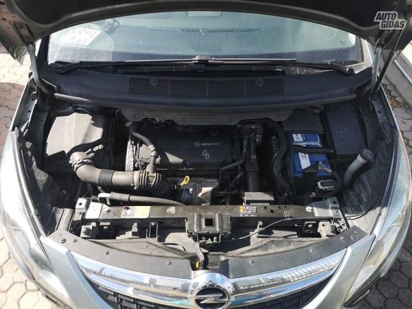 Pelēks Opel Zafira Tourer 2013 Utena, ar dzinēja tilpumu 1.60 L un nobraukumu 260 tūkst. km par 4200 €, foto 10 vietnē AUTOMOTO.COM.LV