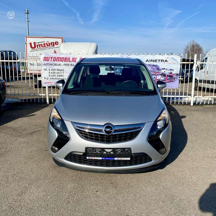 Grey Opel Zafira Tourer 2013 in Marijampole, with an engine capacity of 1.60 L and mileage of 139 thousand km for 4850 €, photo 4 on AUTOMOTO.COM.LV