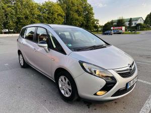 Pelēks Opel Zafira Tourer 2013 Viļņa, ar dzinēja tilpumu 1.96 L un nobraukumu 291 tūkst. km par 4600 €, foto 3 vietnē AUTOMOTO.COM.LV