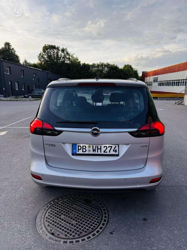 Pelēks Opel Zafira Tourer 2013 Viļņa, ar dzinēja tilpumu 1.96 L un nobraukumu 291 tūkst. km par 4600 €, foto 7 vietnē AUTOMOTO.COM.LV