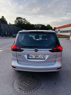 Pelēks Opel Zafira Tourer 2013 Viļņa, ar dzinēja tilpumu 1.96 L un nobraukumu 291 tūkst. km par 4600 €, foto 8 vietnē AUTOMOTO.COM.LV