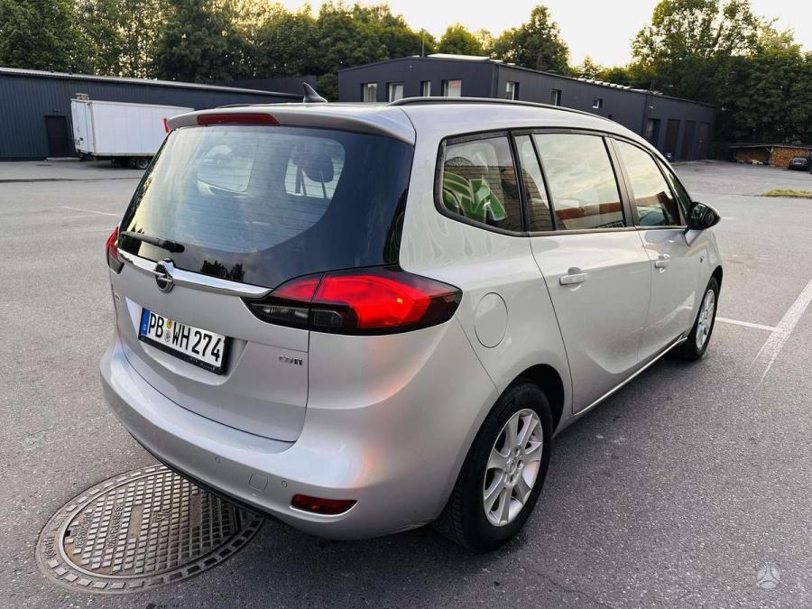 Pelēks Opel Zafira Tourer 2013 Viļņa, ar dzinēja tilpumu 1.96 L un nobraukumu 291 tūkst. km par 4600 €, foto 9 vietnē AUTOMOTO.COM.LV