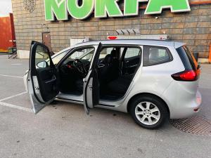 Pelēks Opel Zafira Tourer 2013 Viļņa, ar dzinēja tilpumu 1.96 L un nobraukumu 291 tūkst. km par 4600 €, foto 14 vietnē AUTOMOTO.COM.LV
