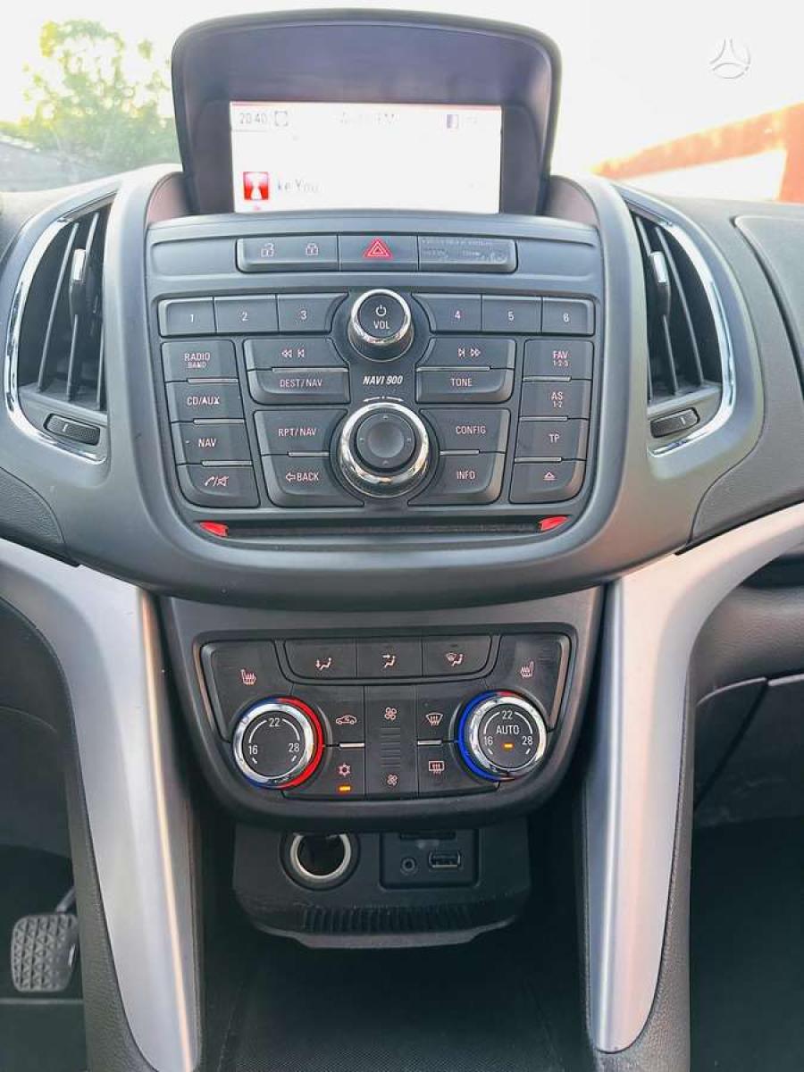 Pelēks Opel Zafira Tourer 2013 Viļņa, ar dzinēja tilpumu 1.96 L un nobraukumu 291 tūkst. km par 4600 €, foto 20 vietnē AUTOMOTO.COM.LV