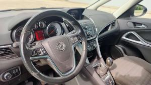 Grey Opel Zafira Tourer 2013 in Siauliai, with an engine capacity of 1.96 L and mileage of 329 thousand km for 5000 €, photo 3 on AUTOMOTO.COM.LV