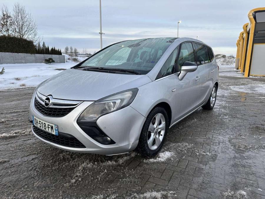 Серый Опель Zafira Tourer 2014 в Таураге, объемом двигателя 1.96 л и пробегом 210 тыс. км за 4800 €, фото 7 на AUTOMOTO.COM.LV
