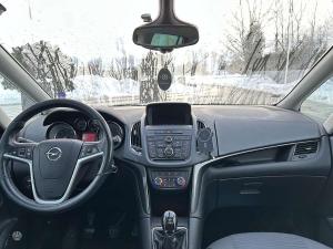 Серый Опель Zafira Tourer 2014 в Таураге, объемом двигателя 1.96 л и пробегом 210 тыс. км за 4800 €, фото 9 на AUTOMOTO.COM.LV