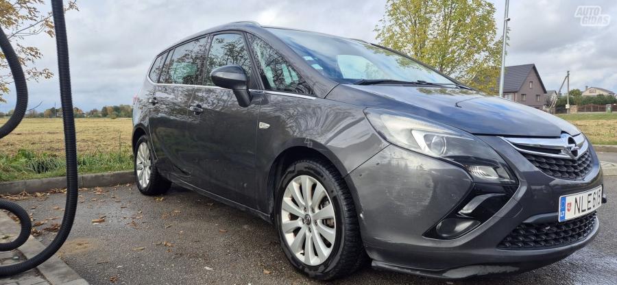 Pelēks Opel Zafira Tourer 2014 Raseiniai, ar dzinēja tilpumu 2.00 L un nobraukumu 253 tūkst. km par 5550 €, foto 4 vietnē AUTOMOTO.COM.LV