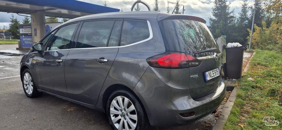 Pelēks Opel Zafira Tourer 2014 Raseiniai, ar dzinēja tilpumu 2.00 L un nobraukumu 253 tūkst. km par 5550 €, foto 8 vietnē AUTOMOTO.COM.LV
