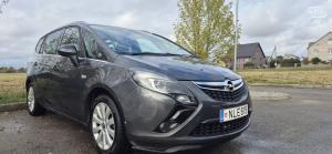 Pelēks Opel Zafira Tourer 2014 Raseiniai, ar dzinēja tilpumu 2.00 L un nobraukumu 253 tūkst. km par 5550 €, foto 9 vietnē AUTOMOTO.COM.LV