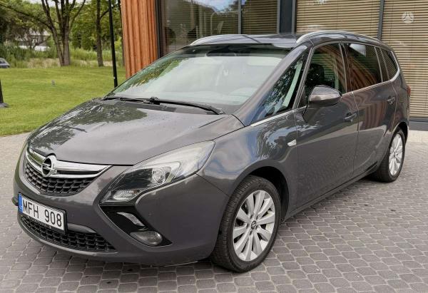 Pelēks Opel Zafira Tourer 2014 Viļņa, ar dzinēja tilpumu 1.60 L un nobraukumu 306 tūkst. km par 3800 €, foto 2 vietnē AUTOMOTO.COM.LV