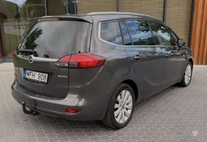 Серый Опель Zafira Tourer 2014 в Вильнюс, объемом двигателя 1.60 л и пробегом 306 тыс. км за 3800 €, фото 5 на AUTOMOTO.COM.LV