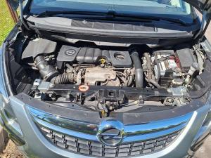 Серый Опель Zafira Tourer 2014 в Клайпеда, объемом двигателя 1.60 л и пробегом 231 тыс. км за 6500 €, фото  на AUTOMOTO.COM.LV