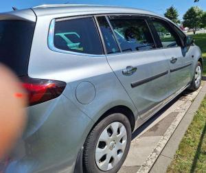 Pelēks Opel Zafira Tourer 2014 Klaipėda, ar dzinēja tilpumu 1.60 L un nobraukumu 231 tūkst. km par 6500 €, foto 7 vietnē AUTOMOTO.COM.LV