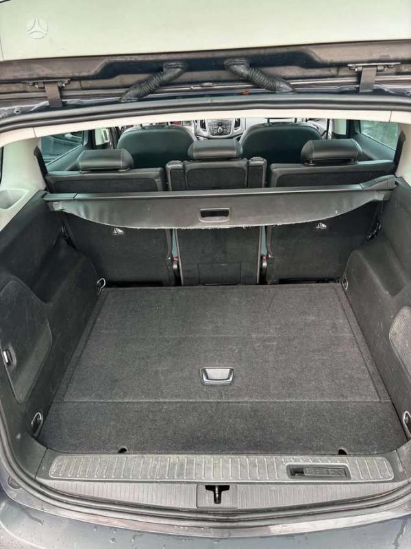 Серый Опель Zafira Tourer 2014 в Шяуляй, объемом двигателя 1.96 л и пробегом 310 тыс. км за 5950 €, фото 10 на AUTOMOTO.COM.LV