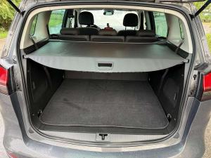 Grey Opel Zafira Tourer 2014 in Ukmerge, with an engine capacity of 1.60 L and mileage of 290 thousand km for 4500 €, photo 13 on AUTOMOTO.COM.LV