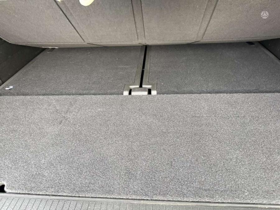 Grey Opel Zafira Tourer 2014 in Ukmerge, with an engine capacity of 1.60 L and mileage of 290 thousand km for 4500 €, photo 14 on AUTOMOTO.COM.LV