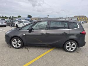 Pelēks Opel Zafira Tourer 2014 Tauragė, ar dzinēja tilpumu 1.60 L un nobraukumu 199 tūkst. km par 3900 €, foto 6 vietnē AUTOMOTO.COM.LV