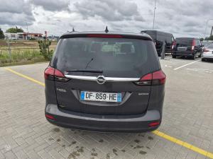 Pelēks Opel Zafira Tourer 2014 Tauragė, ar dzinēja tilpumu 1.60 L un nobraukumu 199 tūkst. km par 3900 €, foto 7 vietnē AUTOMOTO.COM.LV